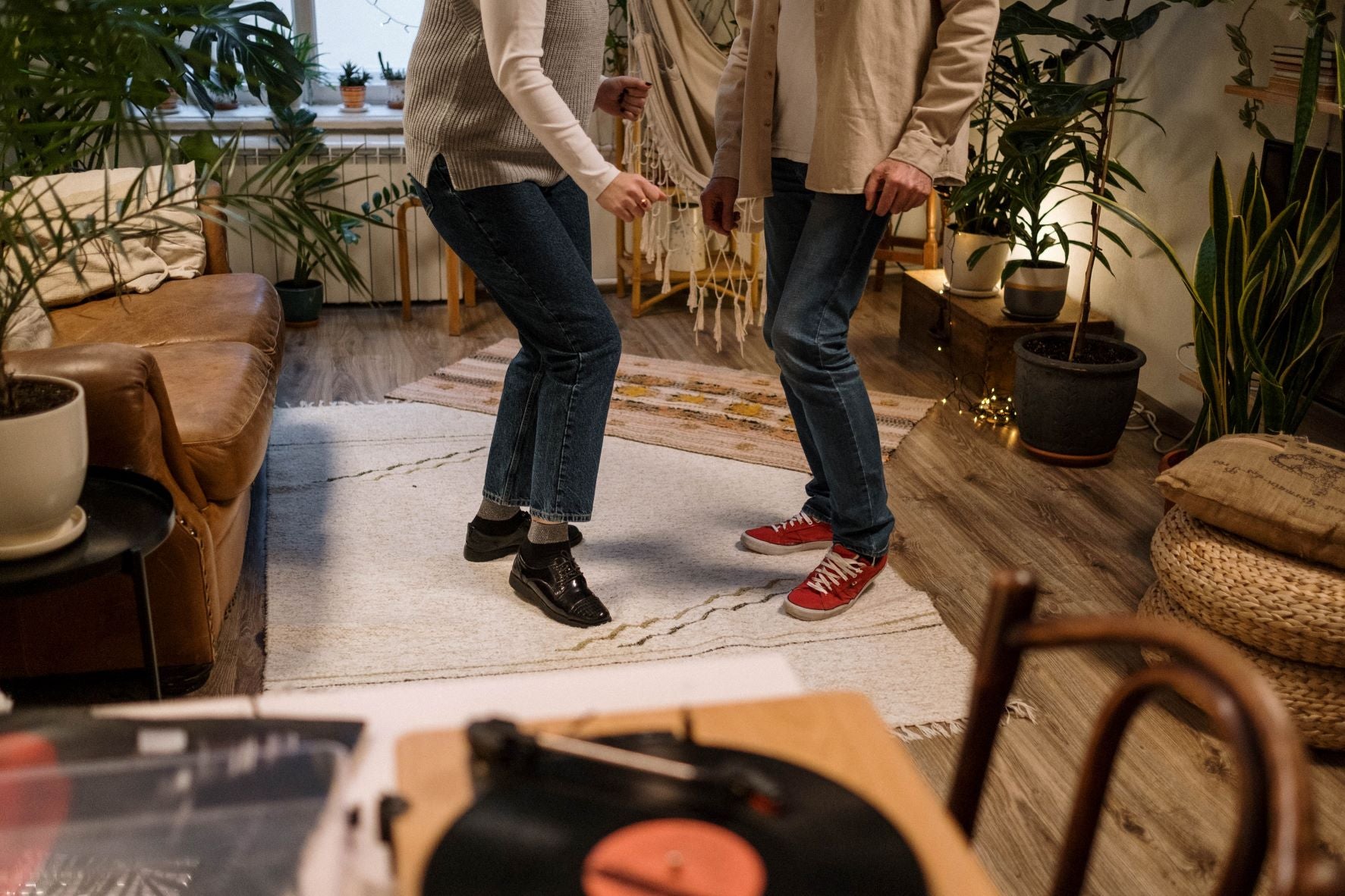 Rhythmic Elegance: A Guide to Tap Dance Shoes for Dancers of All Ages ...